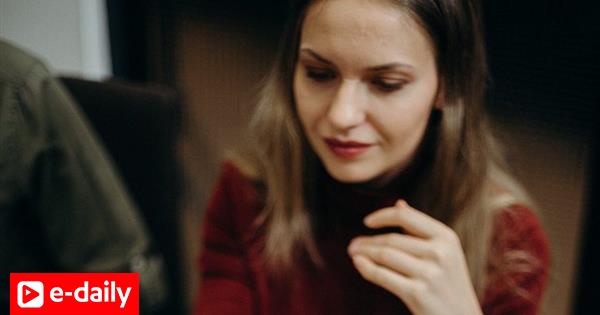 Τη ρώτησαν την ηλικία της σε συνέντευξη και το μετάνιωσαν | E-Daily.gr