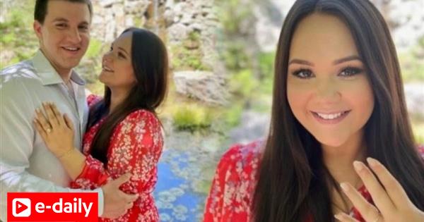 Πολύ πονηρή: Πώς κατάφερε να τα ξαναφτιάξει με τον πρώην της όταν τον εντόπισε σε dating app | E ...