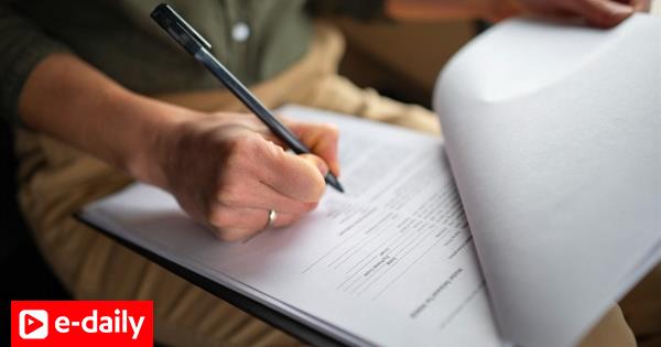 Διάλεξε ποιος θα φύγει: Το ερωτηματολόγιο που σόκαρε την Ιταλία | E-Daily.gr